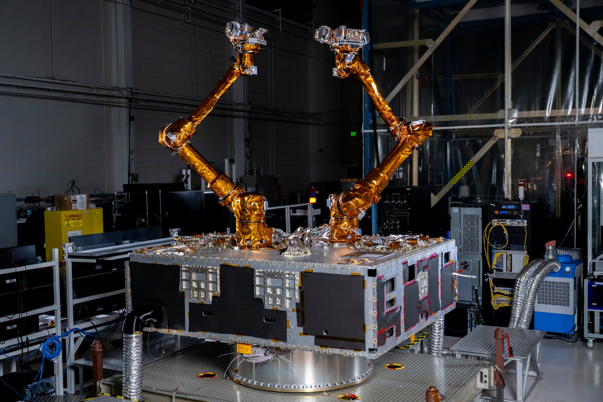 NASA to Support DARPA Robotic Satellite Servicing Program - Space ...