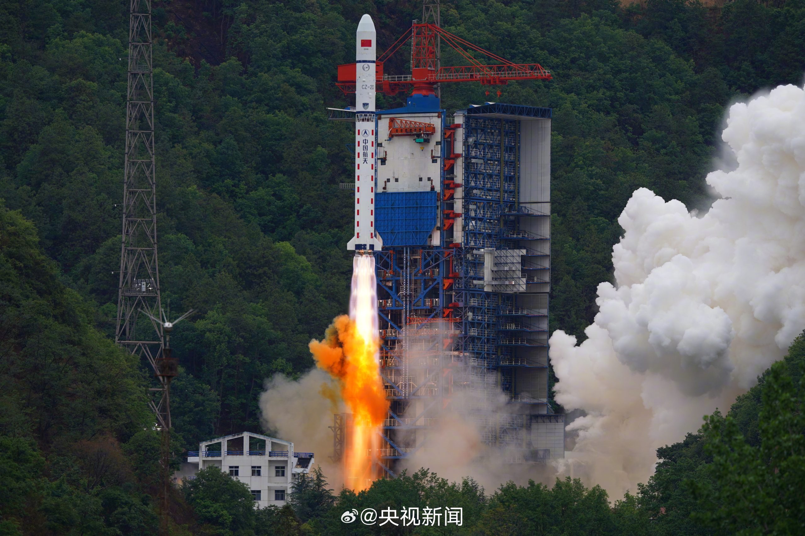 CASC Yaogan 42-02 Long March 2D Rocket Launch