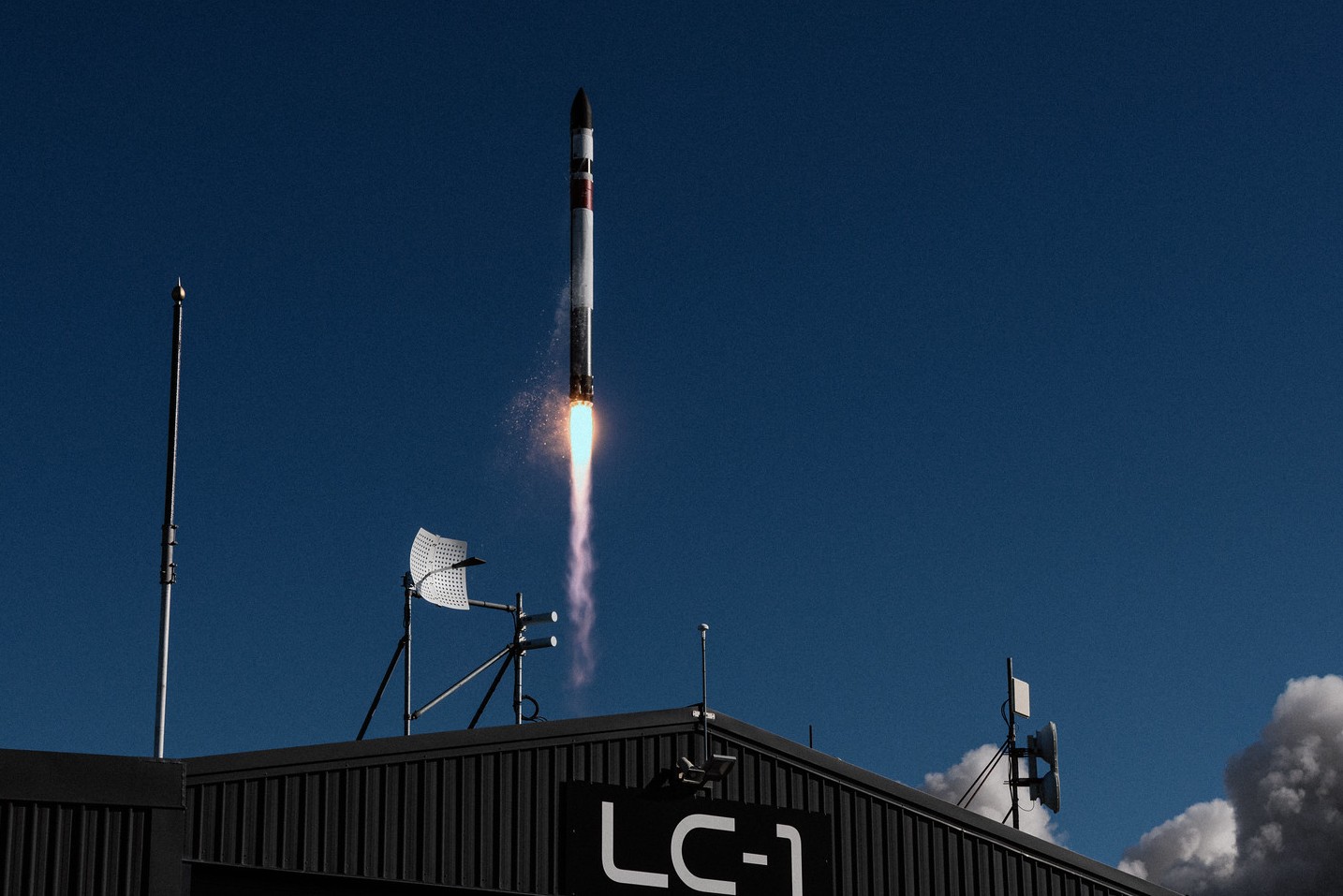Rocket Lab Baby Come Back (Rideshare) Electron Rocket Launch