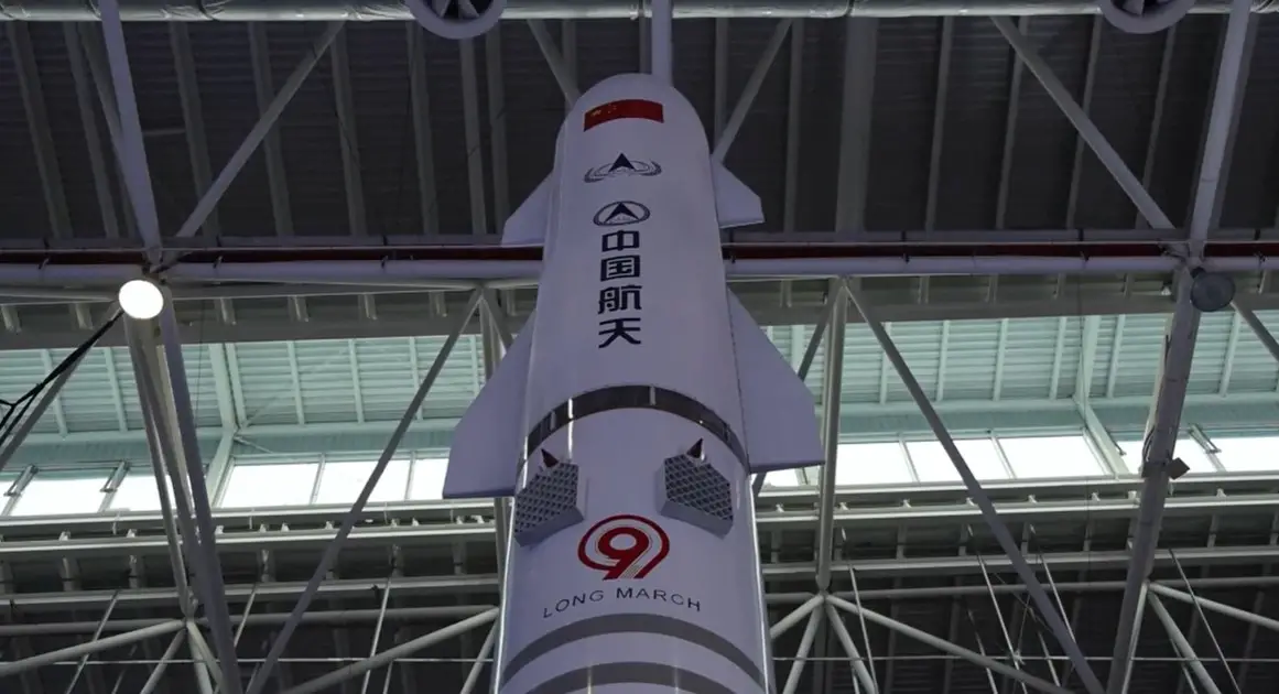 China unveils fully reusable Starship-like rocket concept - Space ...