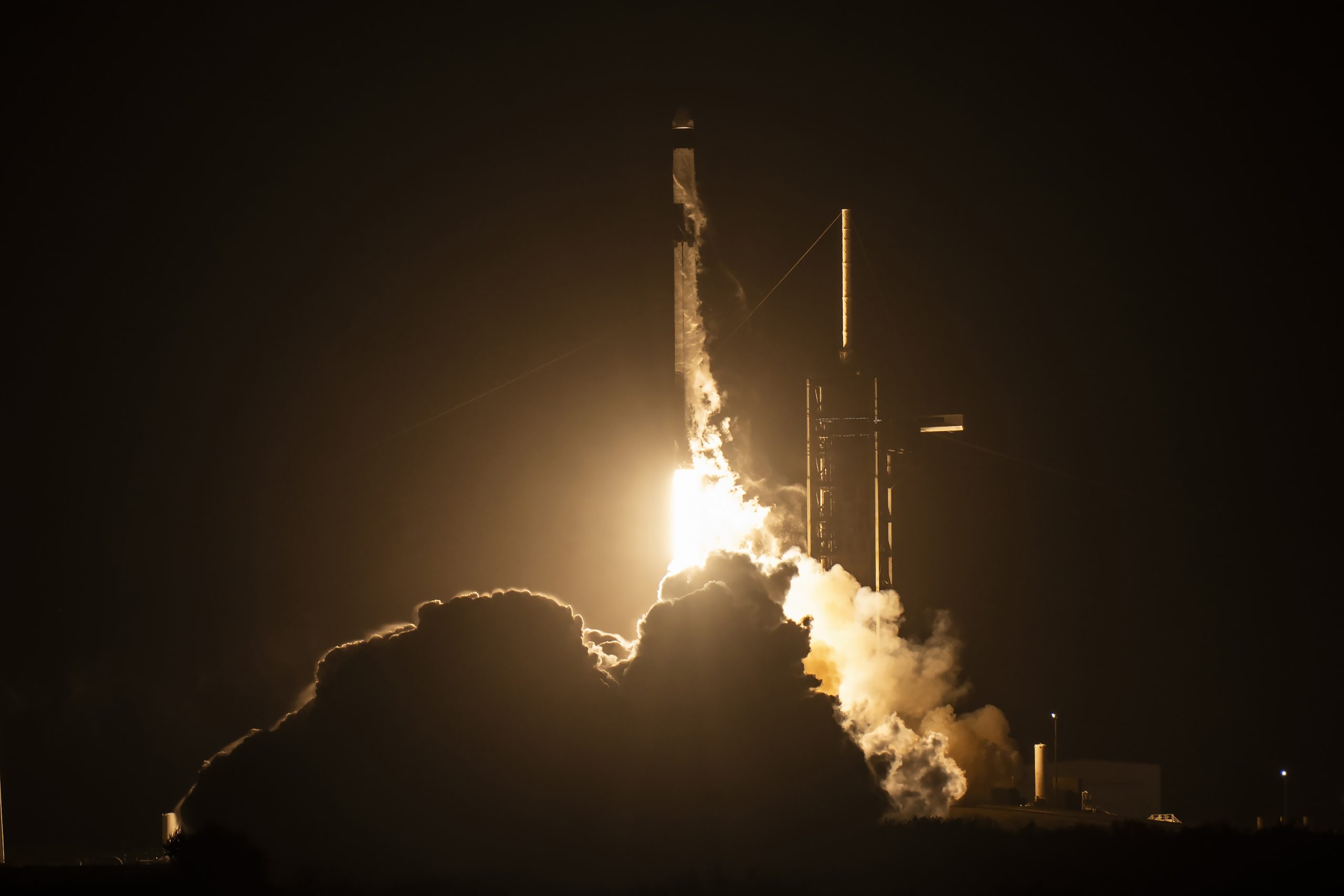SpaceX Dragon CRS-2 SpX-31 Falcon 9 Block 5 Rocket Launch