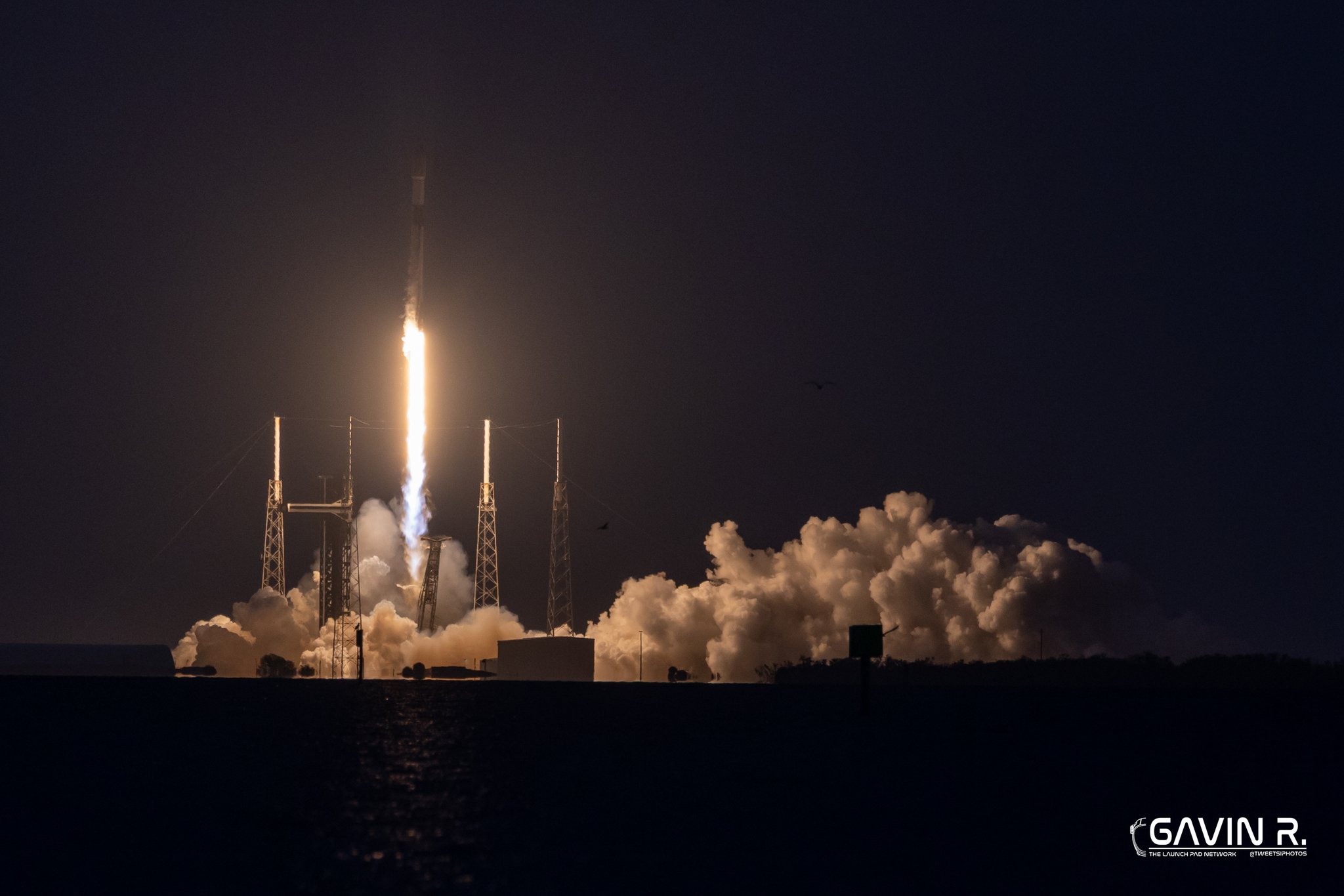 2 Launches In 4 Minutes; Rocket Lab and SpaceX Conduct Simultaneous ...