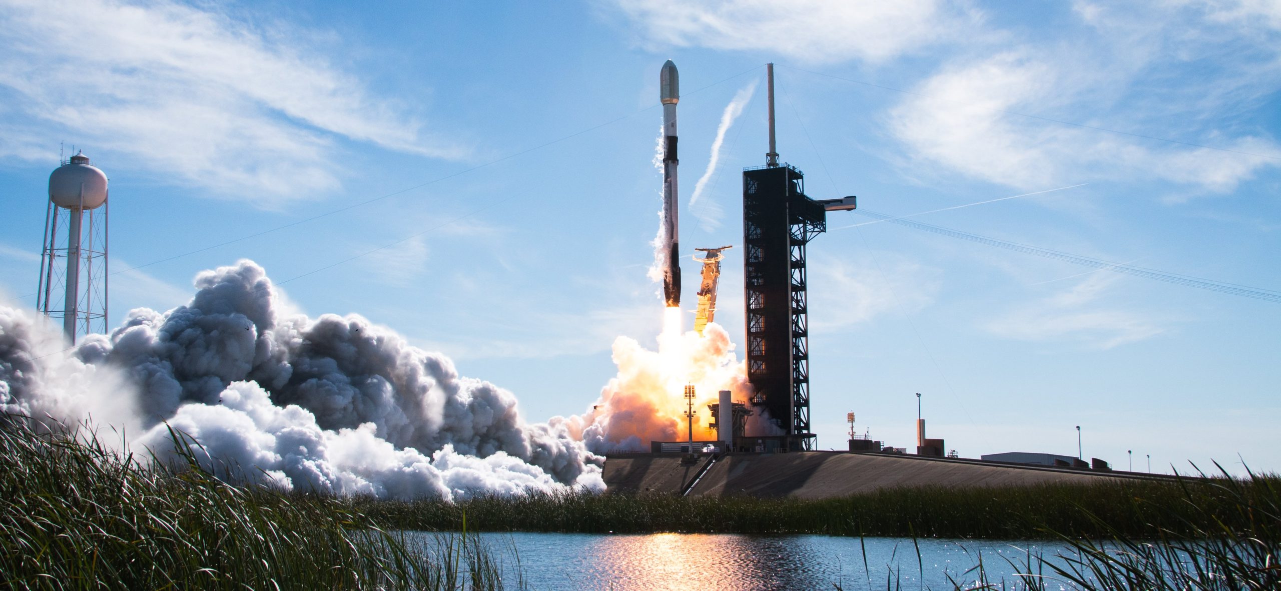 SpaceX Sirius SXM-10 Falcon 9 Block 5 Rocket Launch