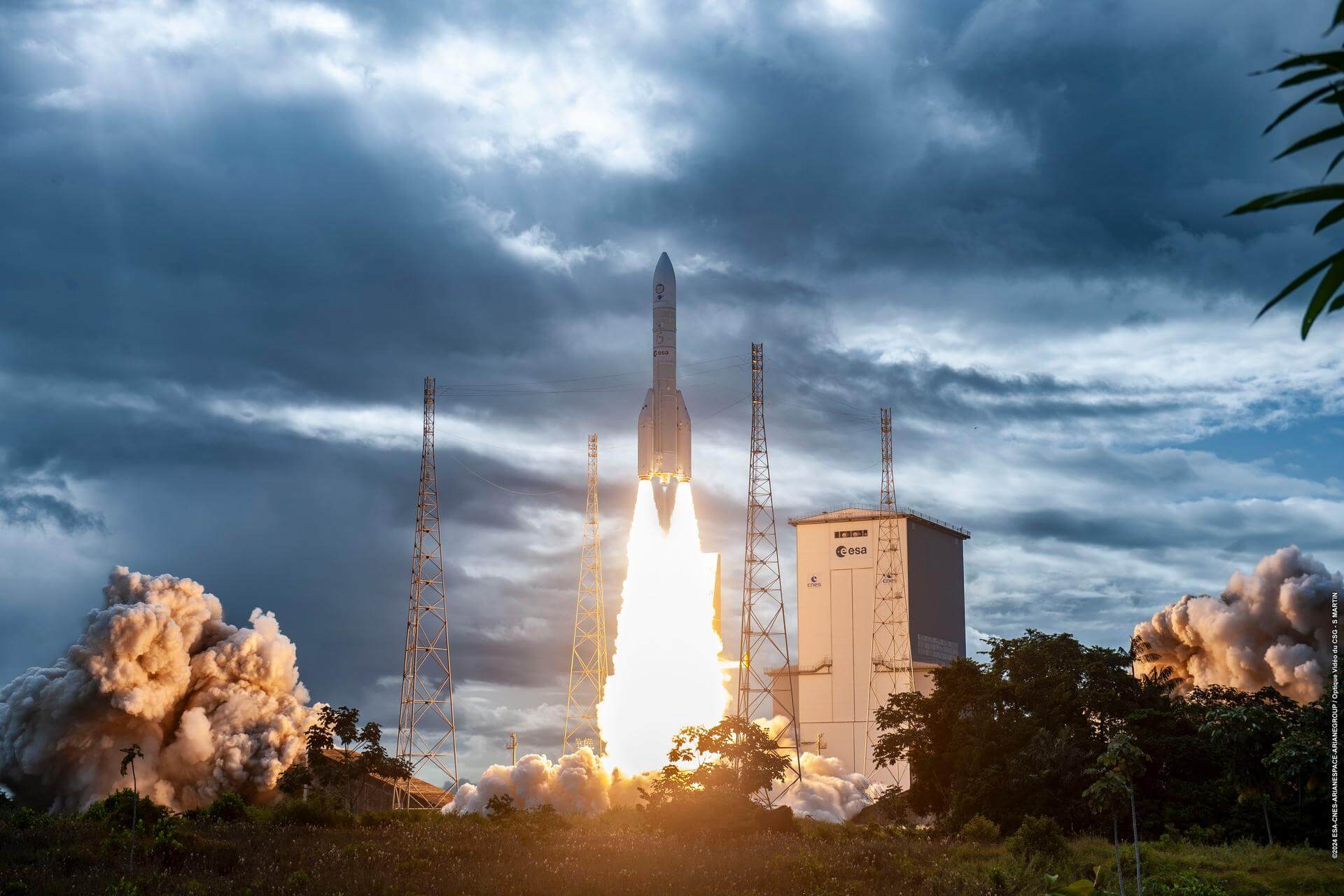 Arianespace Metop-SG A1 Ariane 62 Rocket Launch