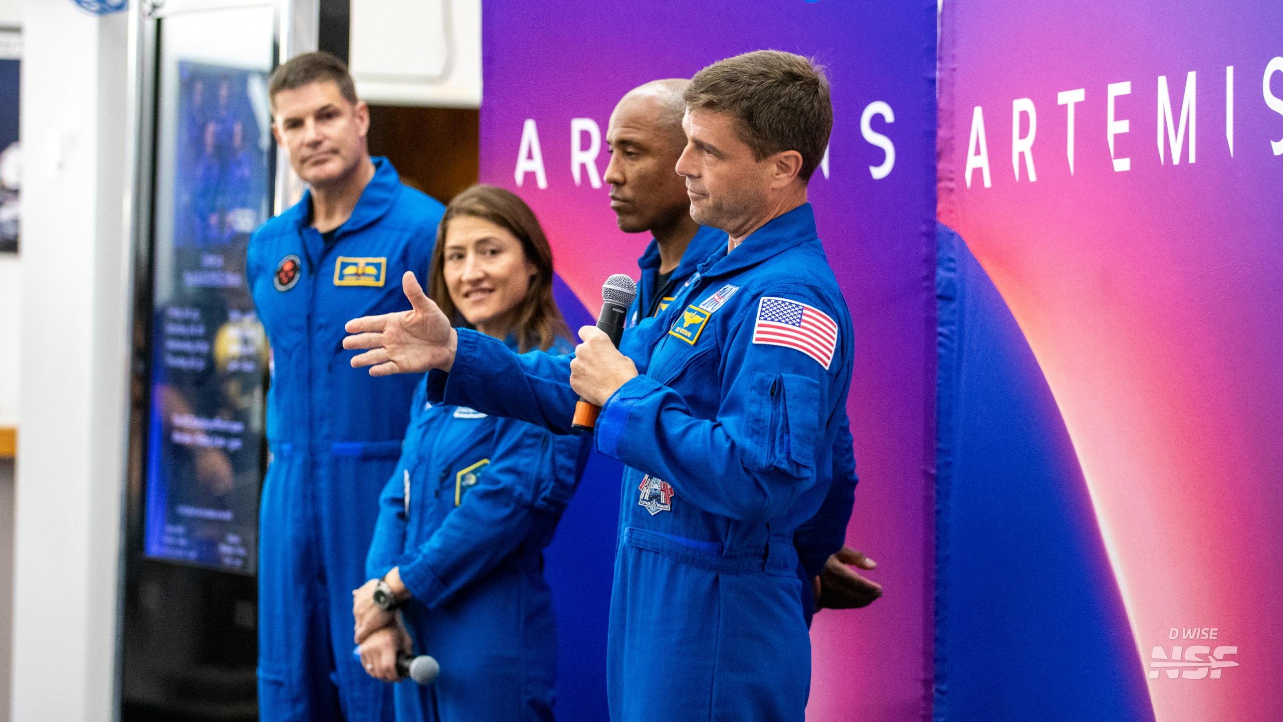 Artemis II astronauts discuss mission status ahead of in-capsule ...