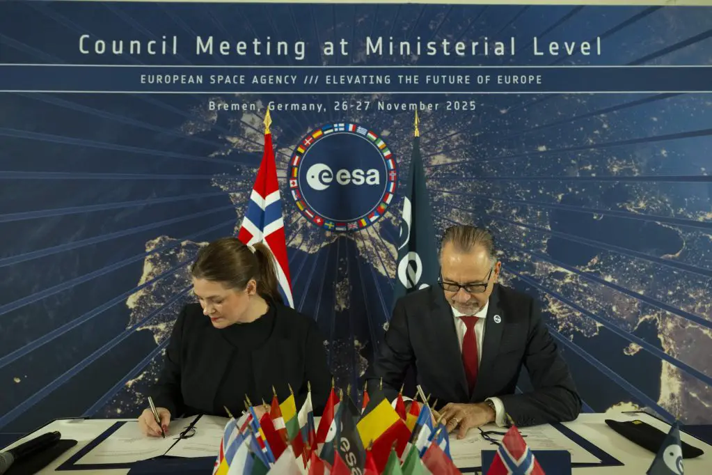 ESA and Norway announce plans for an Arctic Space Centre - Space Launch Schedule