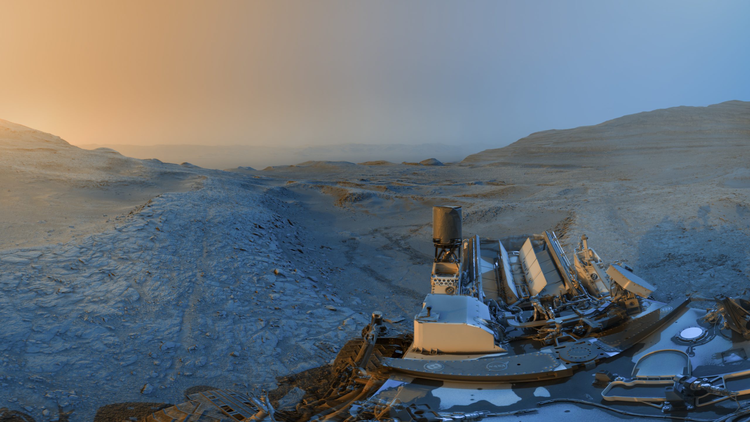 Curiosity Sends Holiday Postcard from Mars - Space Launch Schedule