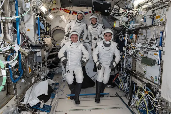 ISS gains new commander as Crew-11 prepares midweek departure - Space ...