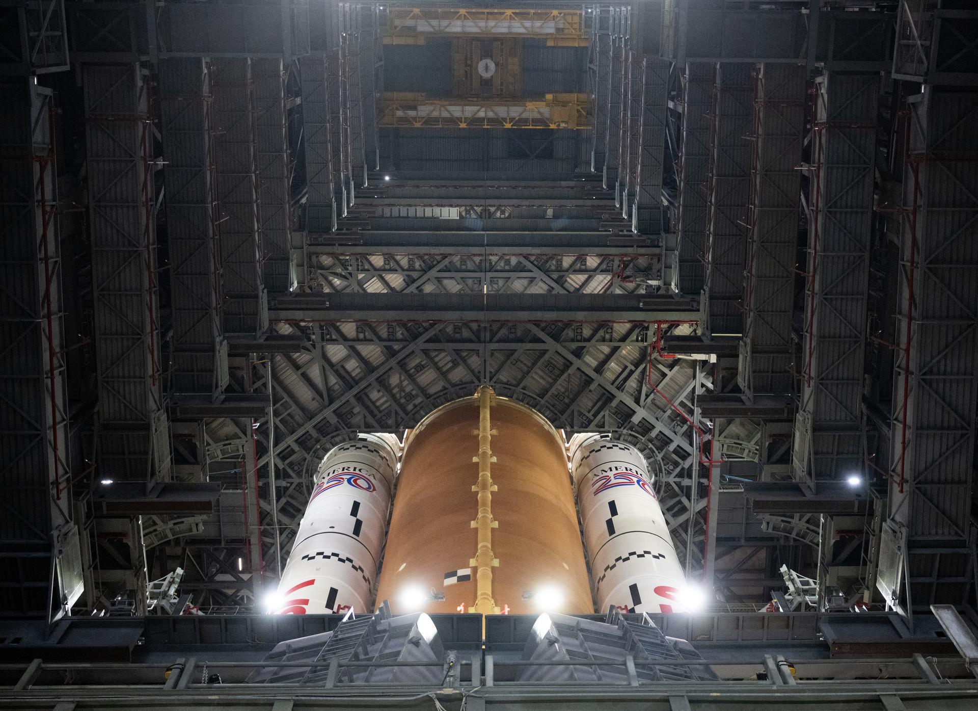 Artemis II set to roll out to LC-39B for first crewed lunar mission ...