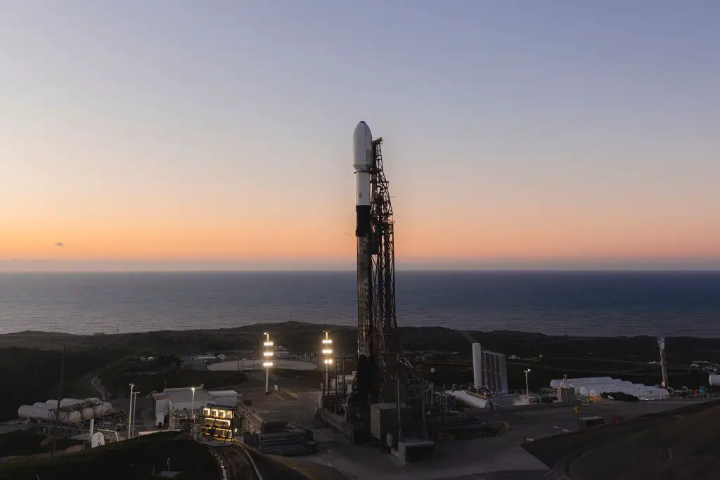 SpaceX launches next second-generation Italian COSMO-SkyMed satellite ...