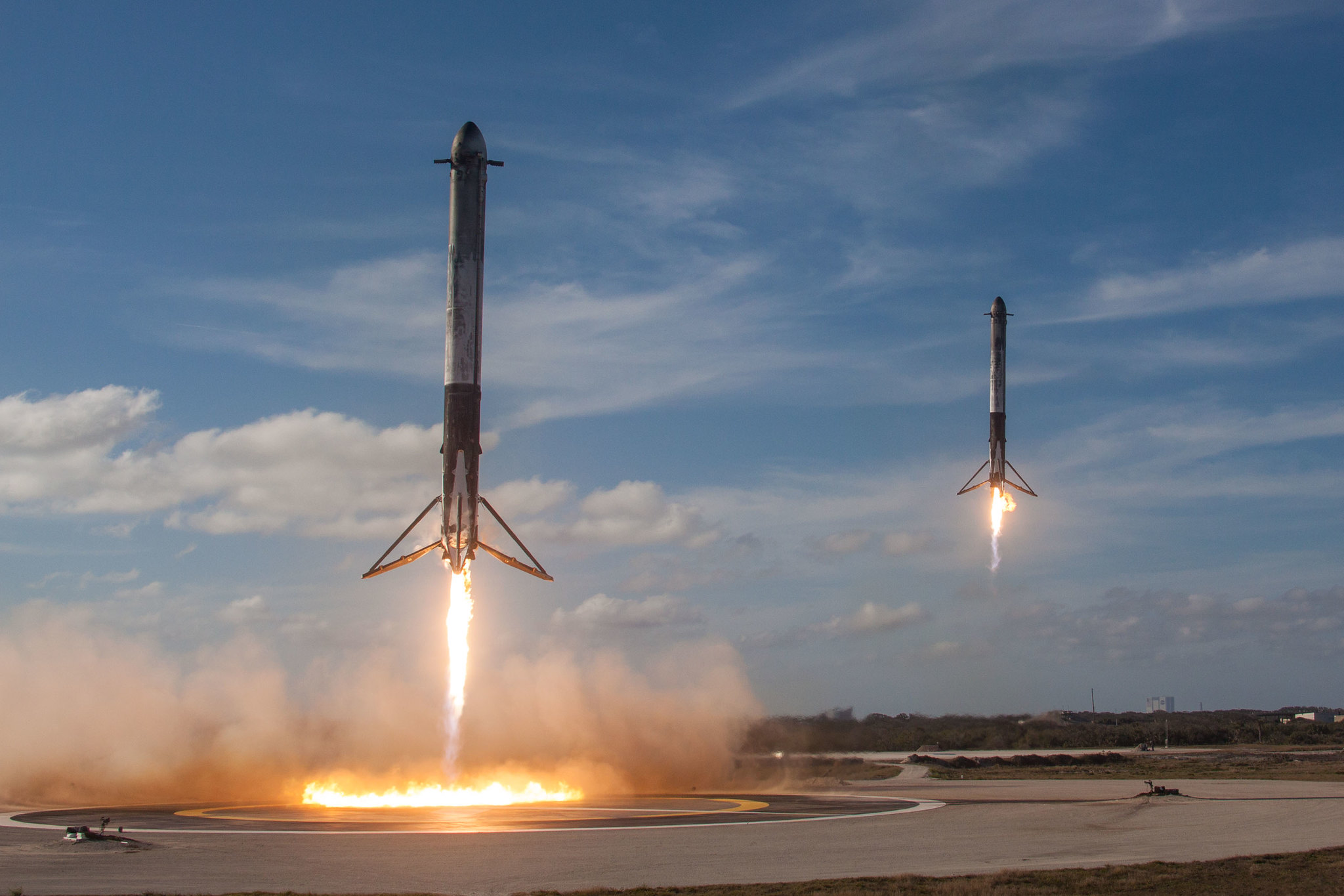 Sonic Boom Rocket Landings: Why Rockets Boom on Reentry