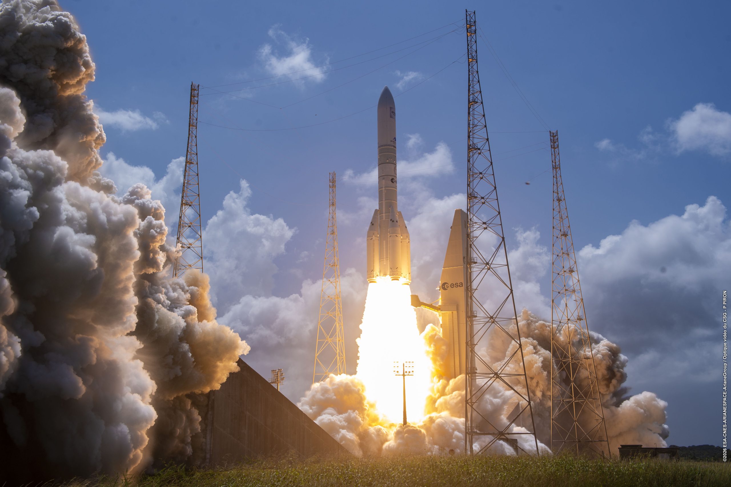 Arianespace Amazon Leo (LE-01) Ariane 64 Rocket Launch