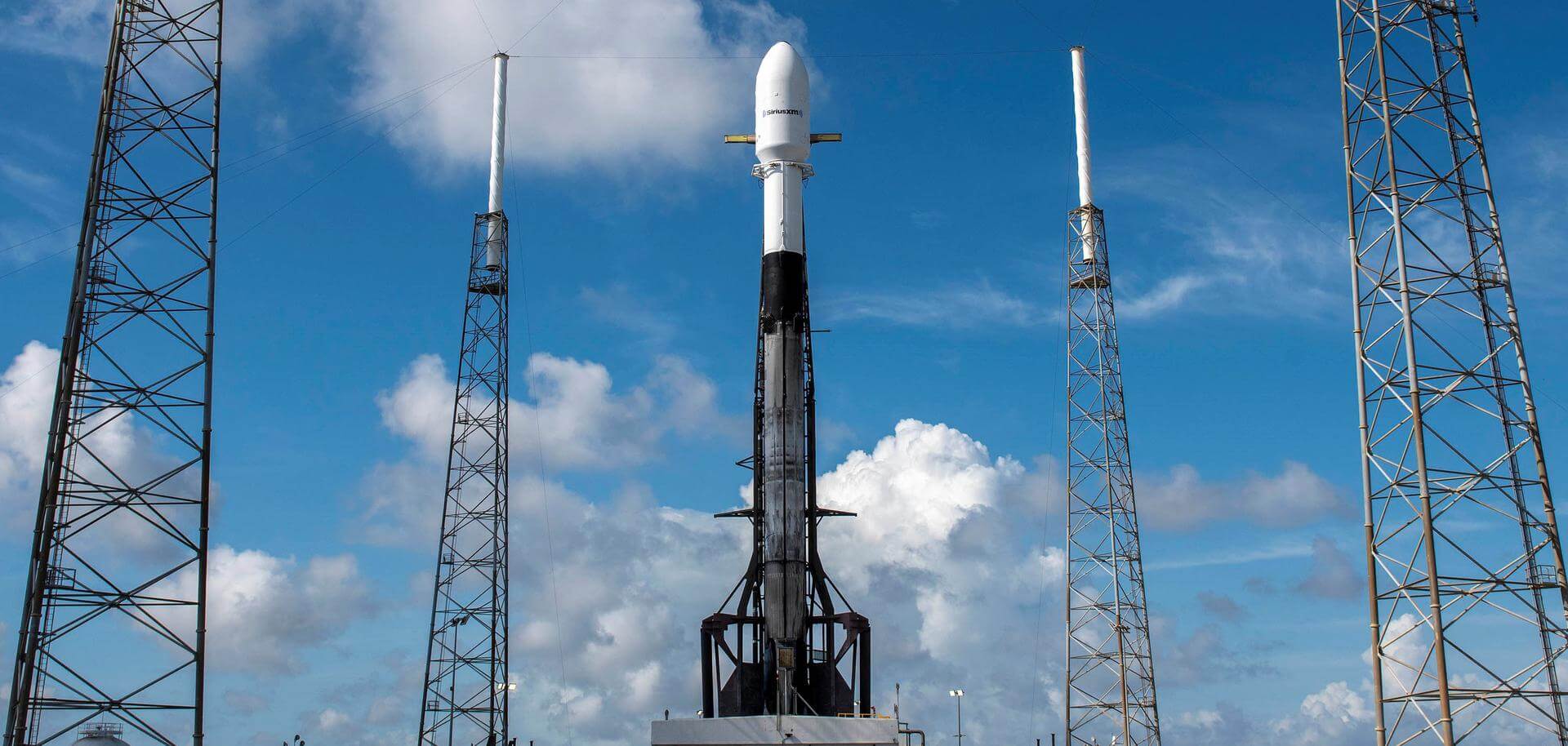 SpaceX - Sirius SXM-8 - Falcon 9 Block 5 Rocket Launch