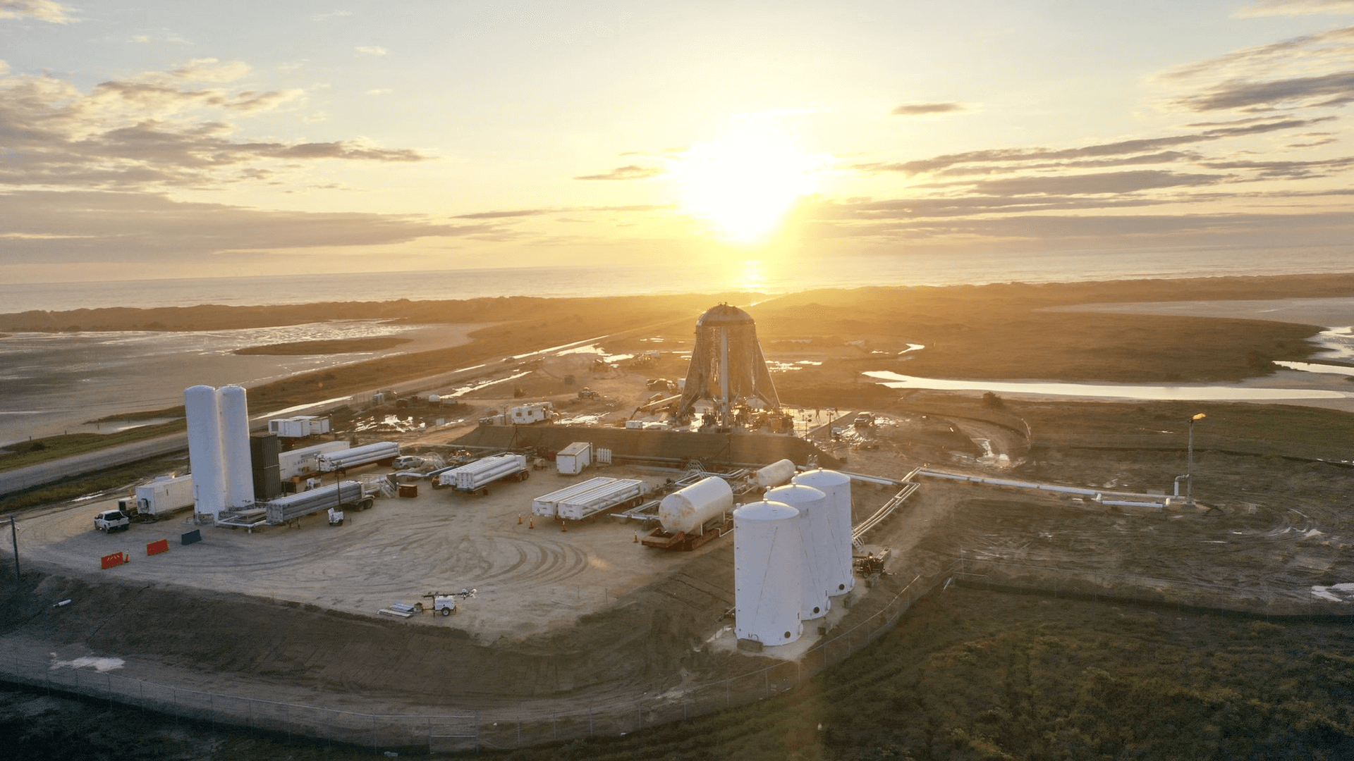 SpaceX - 20m Hop - Starship Hopper Rocket Launch